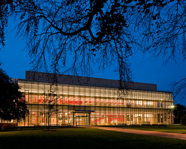Green Buildings: The Cambridge Public Library